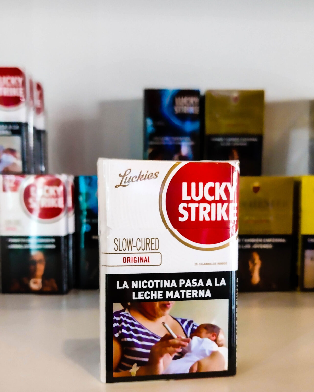 LUCKY STRIKE 20 BOX Atenci n 24hs LUCKY STRIKE 20 BOX Atenci n 24hs