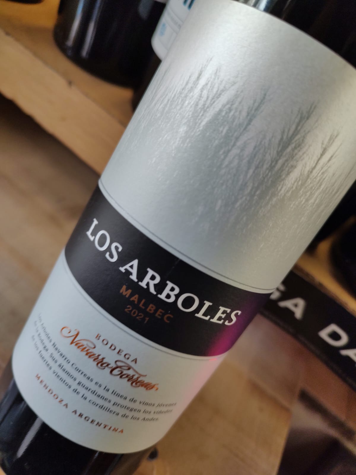 VINO TINTO LOS ARBOLES MALBEC 750 CC – Atención 24hs